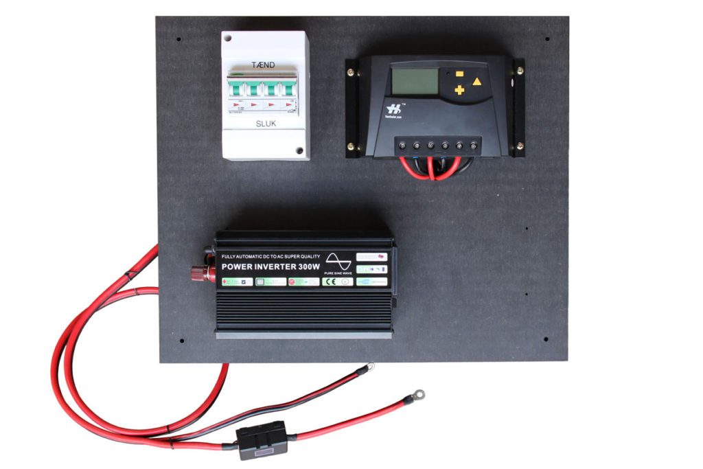 Solcelleanlæg 200W/12V med batteri og 300W inverter